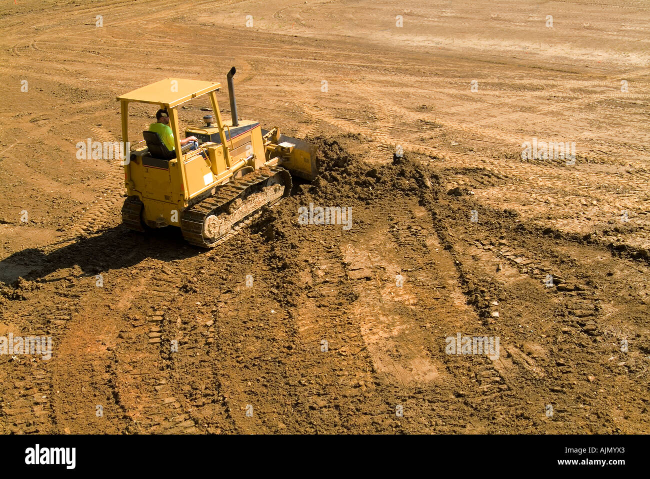 Bulldozer pushing dirt hi-res stock photography and images - Alamy