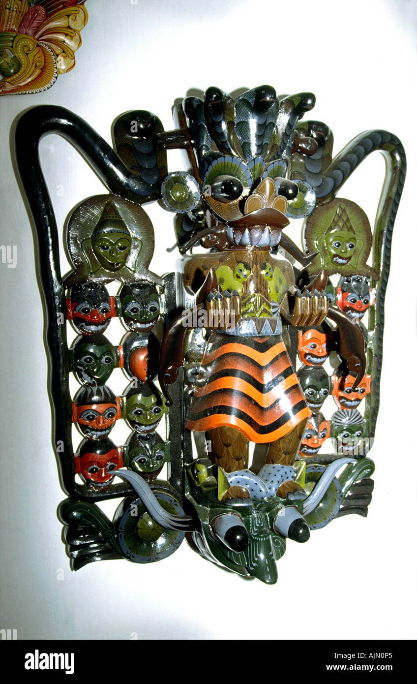 Sri Lanka Crafts Maha Kola Sanni Medicine Mask by M H Mettananda ...