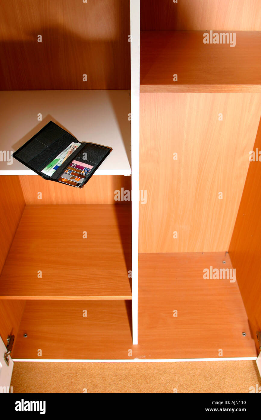 Empty she hi-res stock photography and images - Alamy