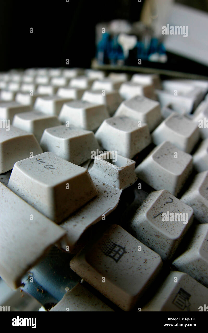 Graveyard of computers hi-res stock photography and images - Alamy