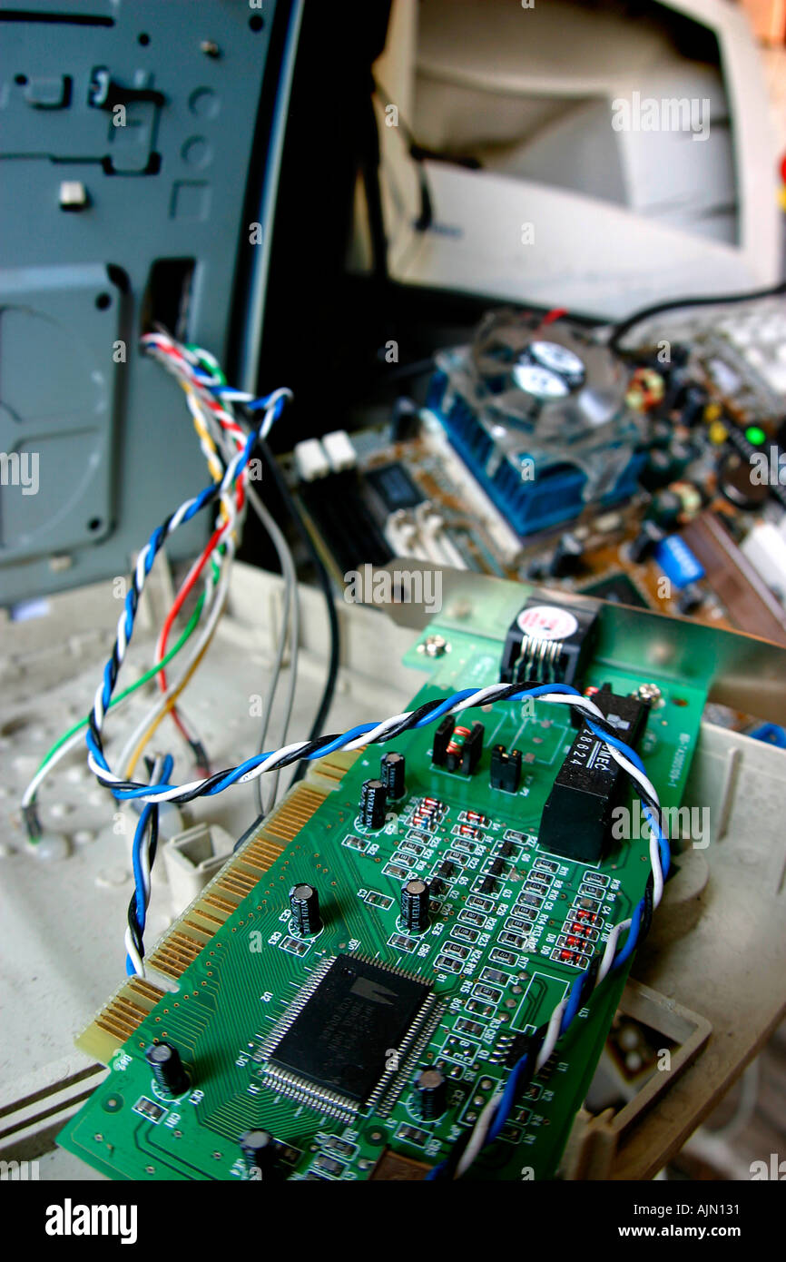 Graveyard of computers hi-res stock photography and images - Alamy