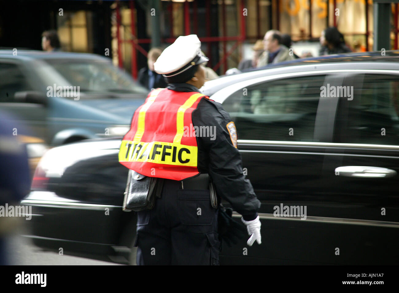 NEW YORK WOMAN TRAFFIC COP Stock Photo - Alamy