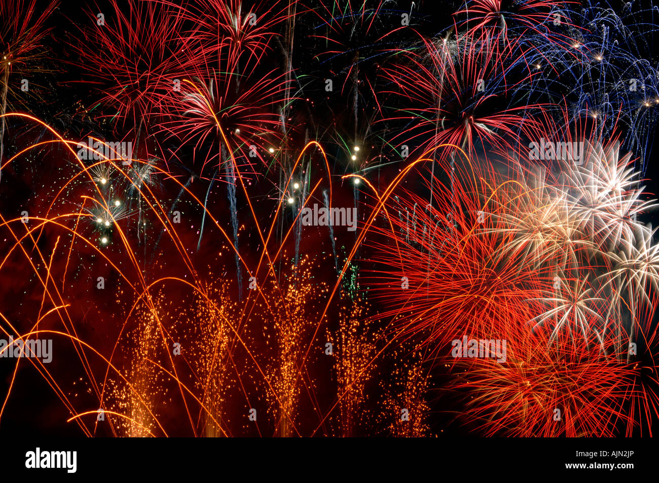 fireworks abstract visual design display night evening graphic beauty ...