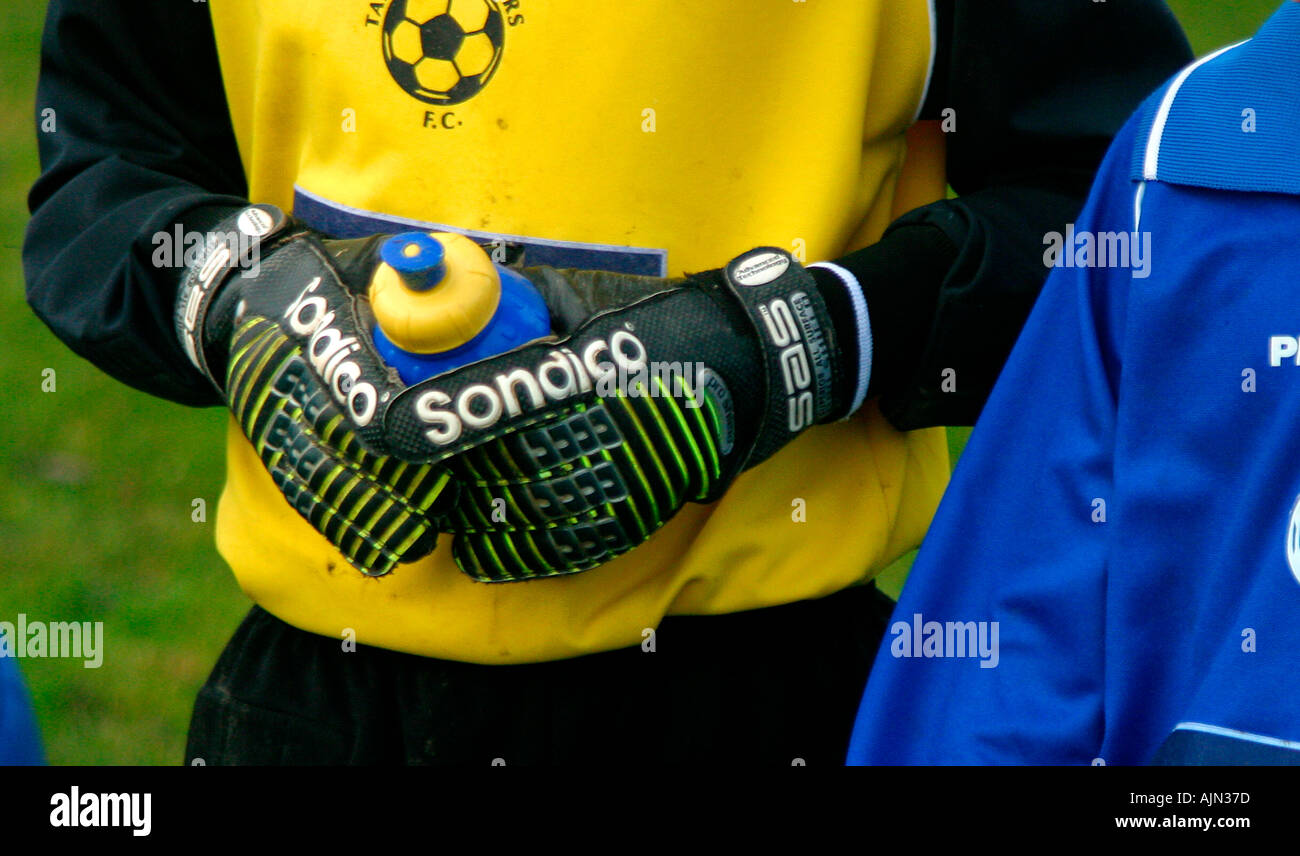 CLOSE UP OF YOUNG FOOTBALLER Stock Photo - Alamy