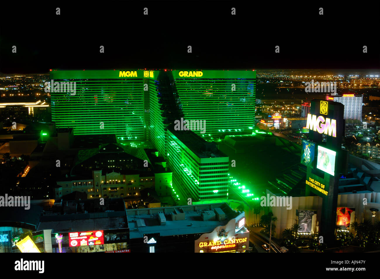 Aerial las vegas strip looking north High Resolution Stock Photography ...