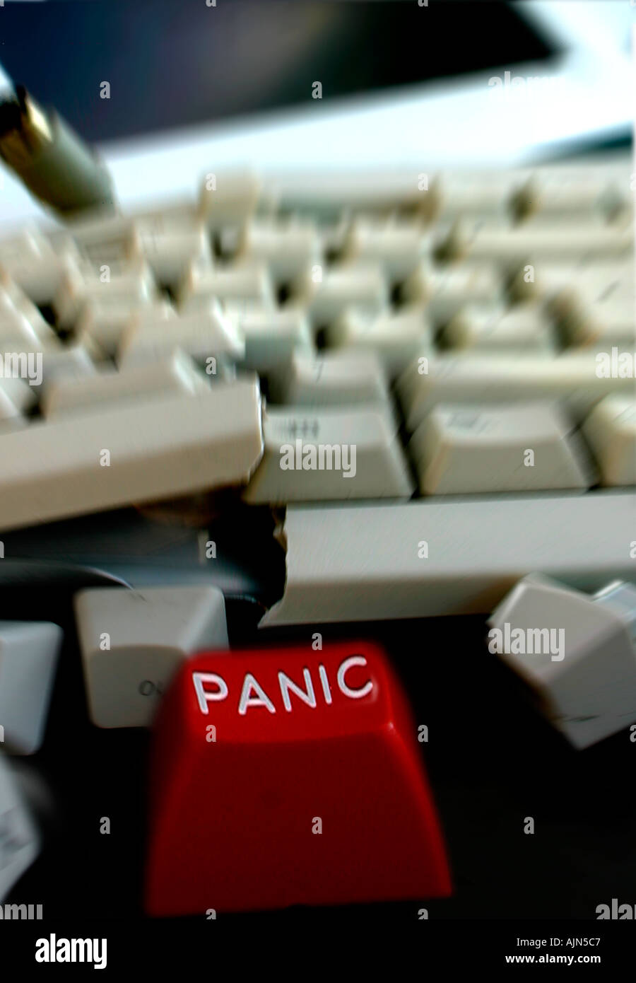 Computer graveyard hi-res stock photography and images - Alamy