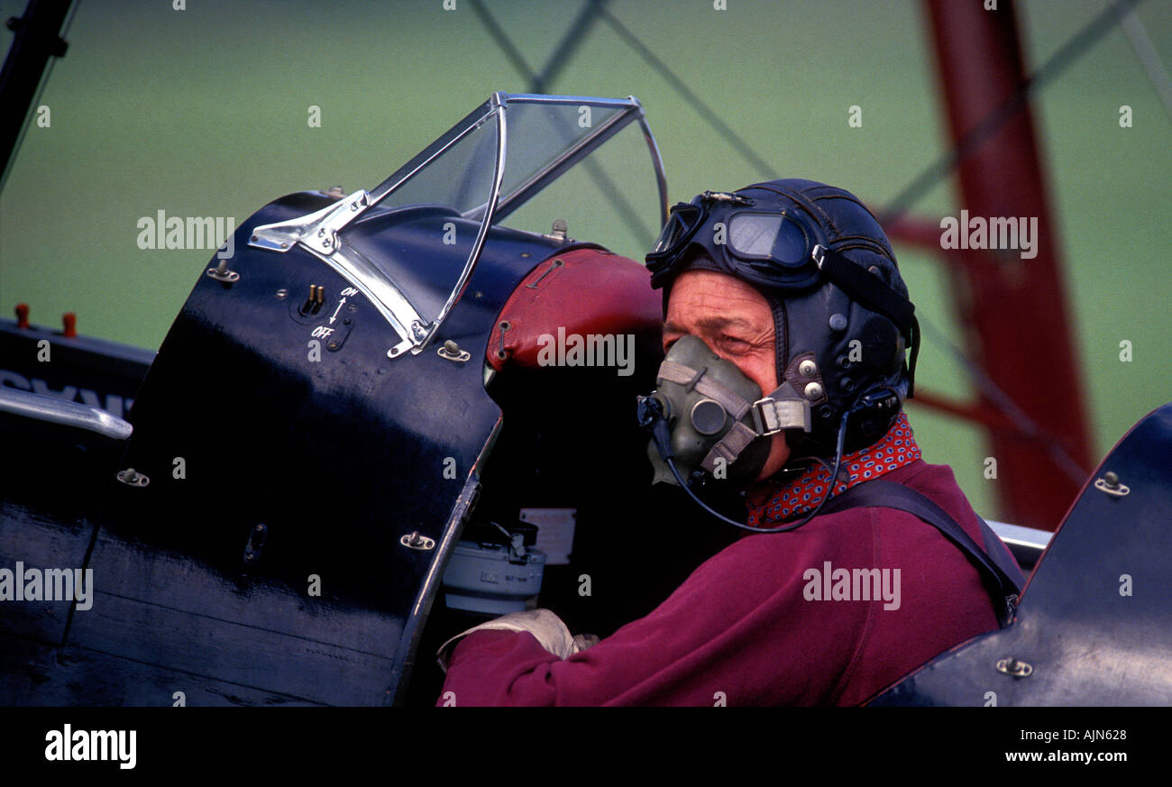 PILOT IN COCKPIT OF A 1930 s TIGER MOTH VINTAGE BIPLANE Stock Photo - Alamy
