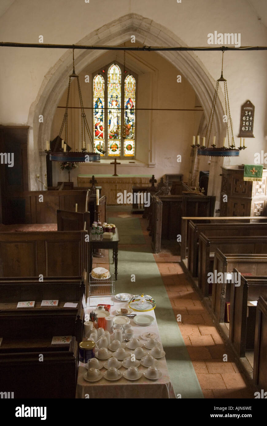 St james the less church, dorney hi-res stock photography and images ...