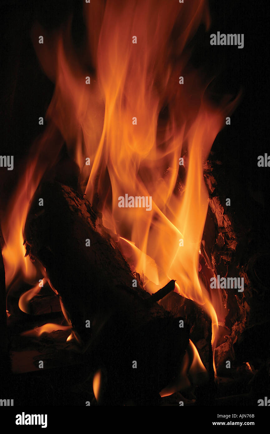 Leaping flames hi-res stock photography and images - Alamy
