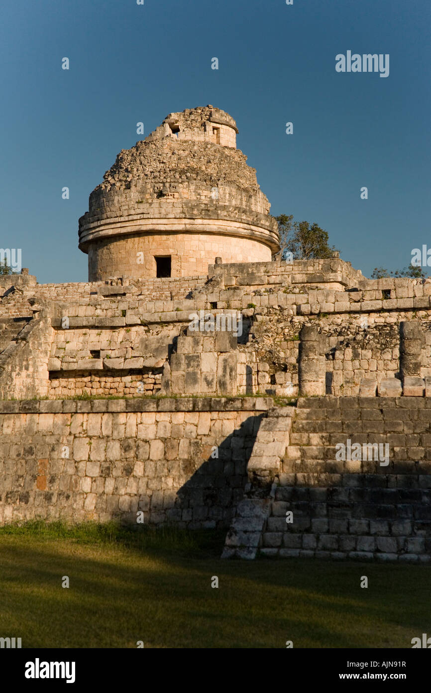 The Observatory Chichen Itza Yucatan Mexico 2005 Stock Photo - Alamy