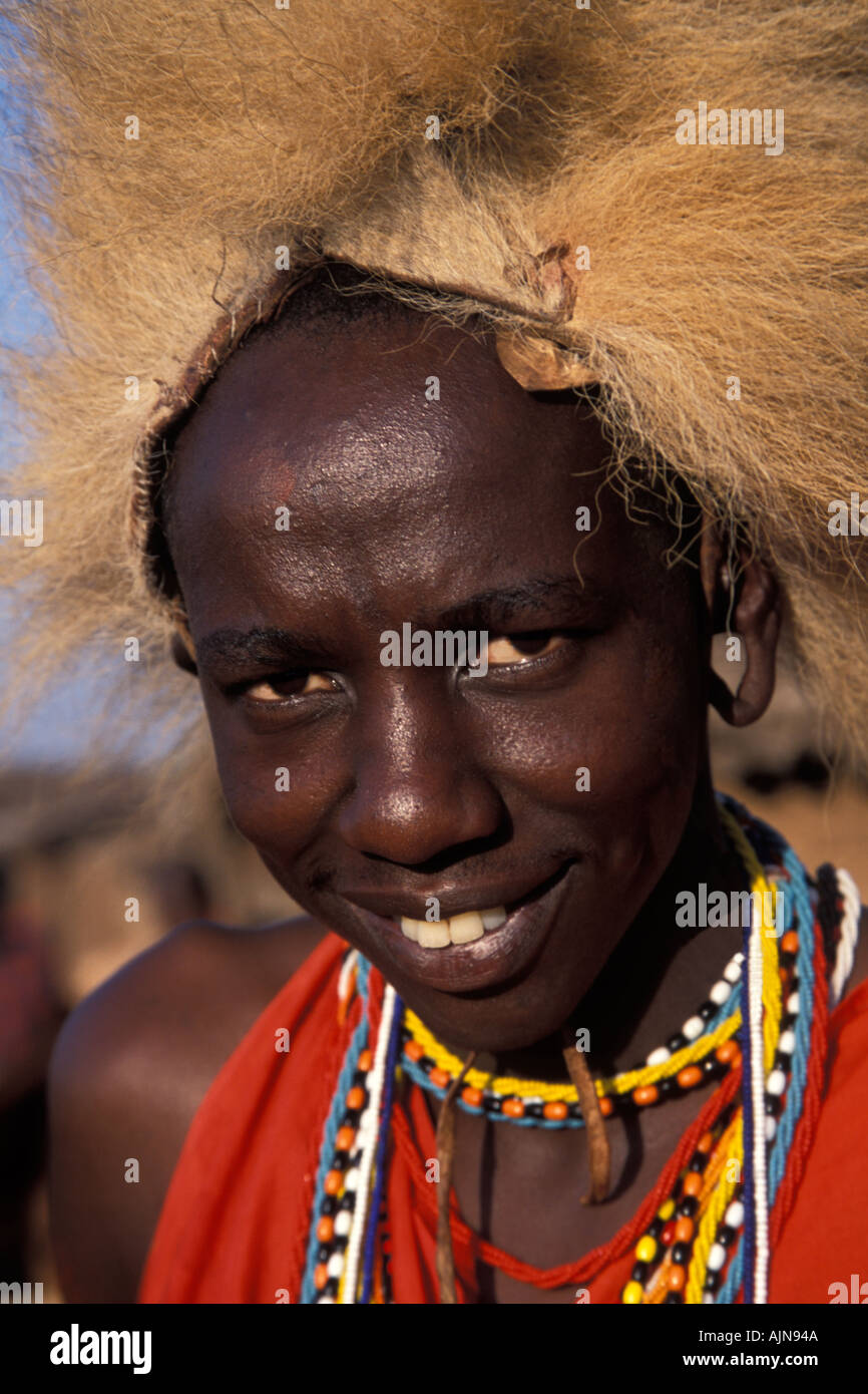 Masai Moran Warrior in Lion Mane Headdress Kenya Stock Photo - Alamy
