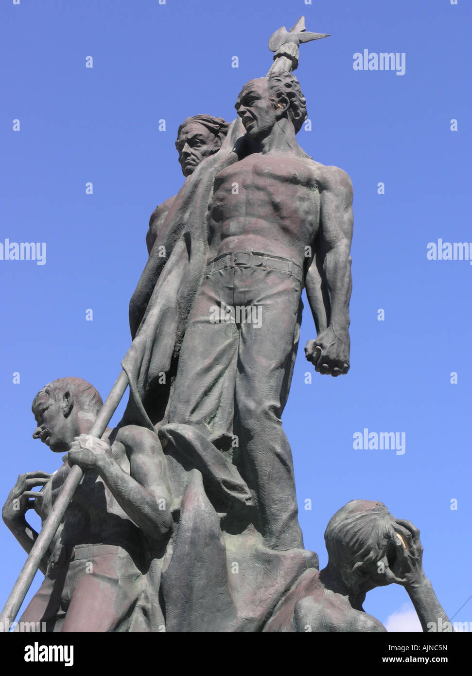 War Memorial St Georges Square Valletta Malta Stock Photo - Alamy