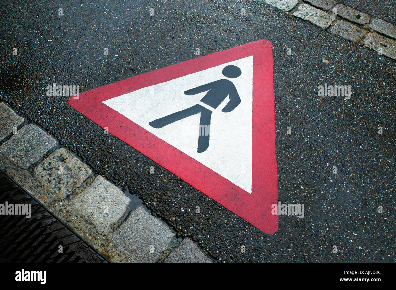 PEDESTRIAN CROSSWALK SIGN Stock Photo - Alamy