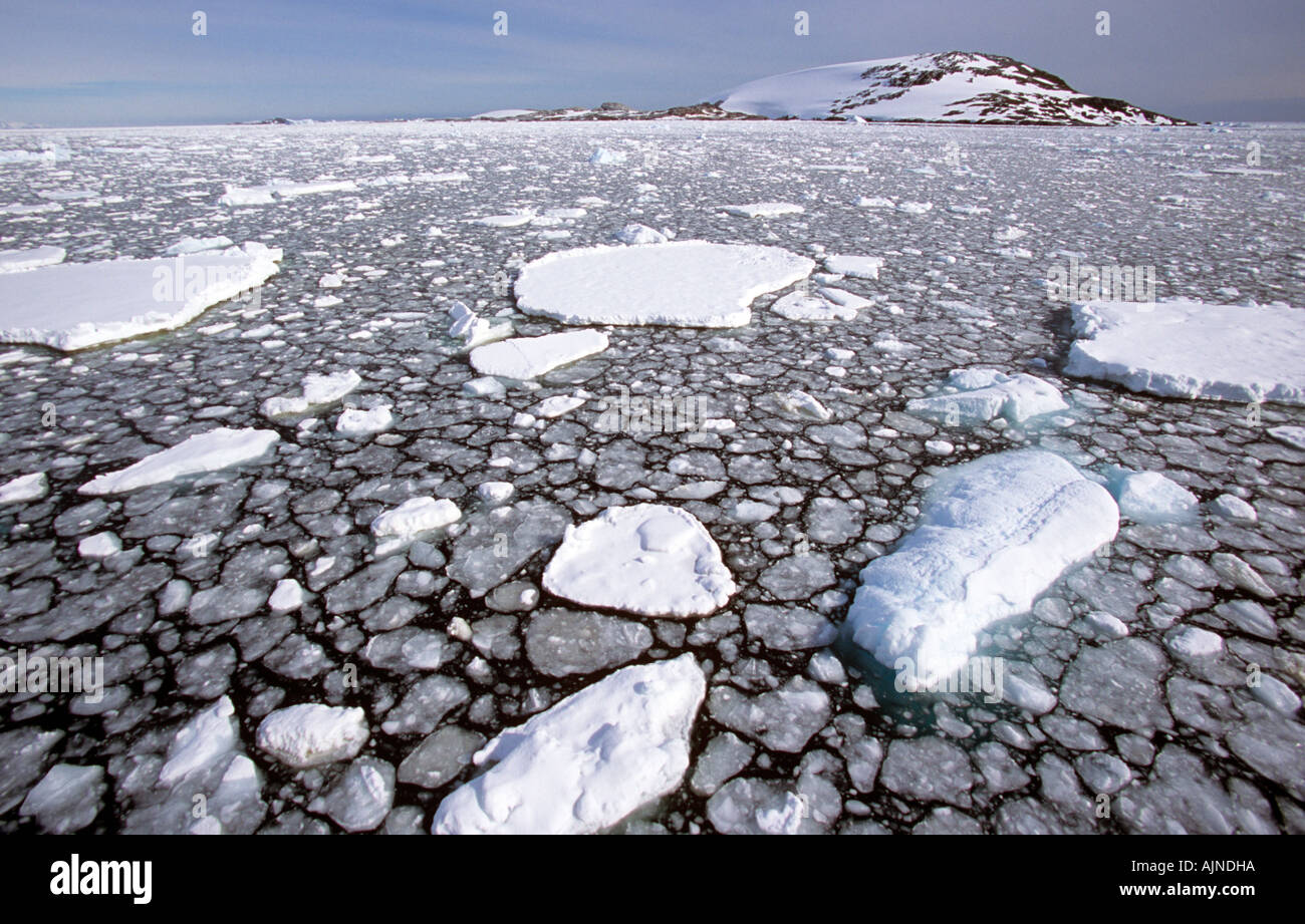 Forming iceberg icebergs hi-res stock photography and images - Alamy