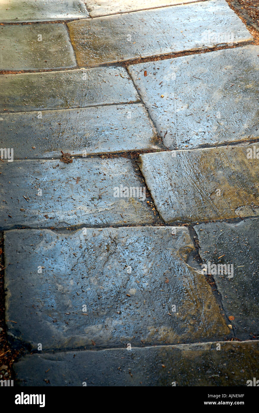 Wet pavement image Stock Photo - Alamy