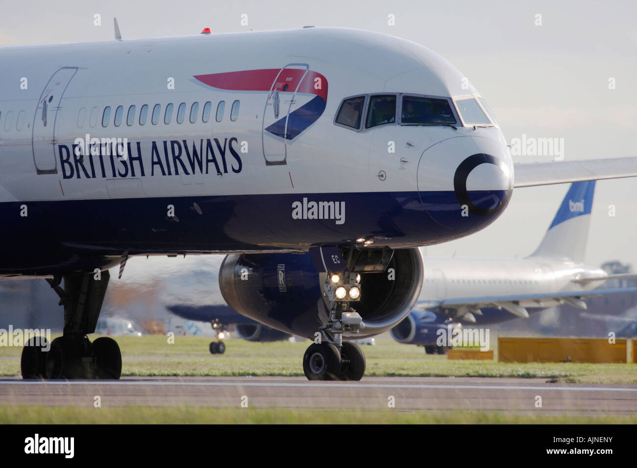 British Airways Boeing 757 taxiing for departure at London Heathrow ...