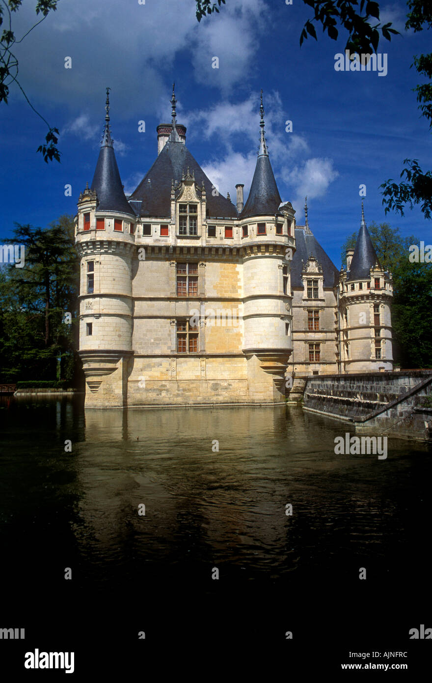 Chateau d'Azay-le-Rideau, Azay-Le-Rideau Chateau, town of Azay-Le ...