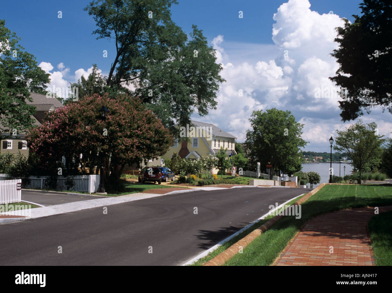 Usa virginia residential area hi-res stock photography and images - Alamy