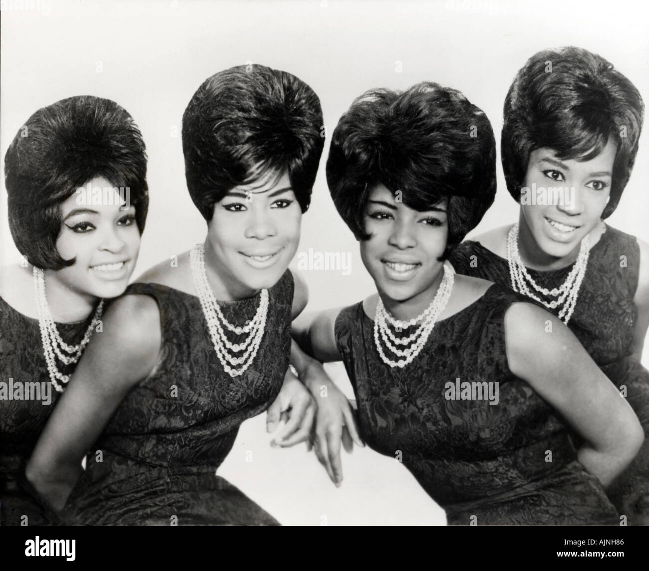 MARVELETTES Tamla Motown group most famous for their 1961 hit Please Mr ...