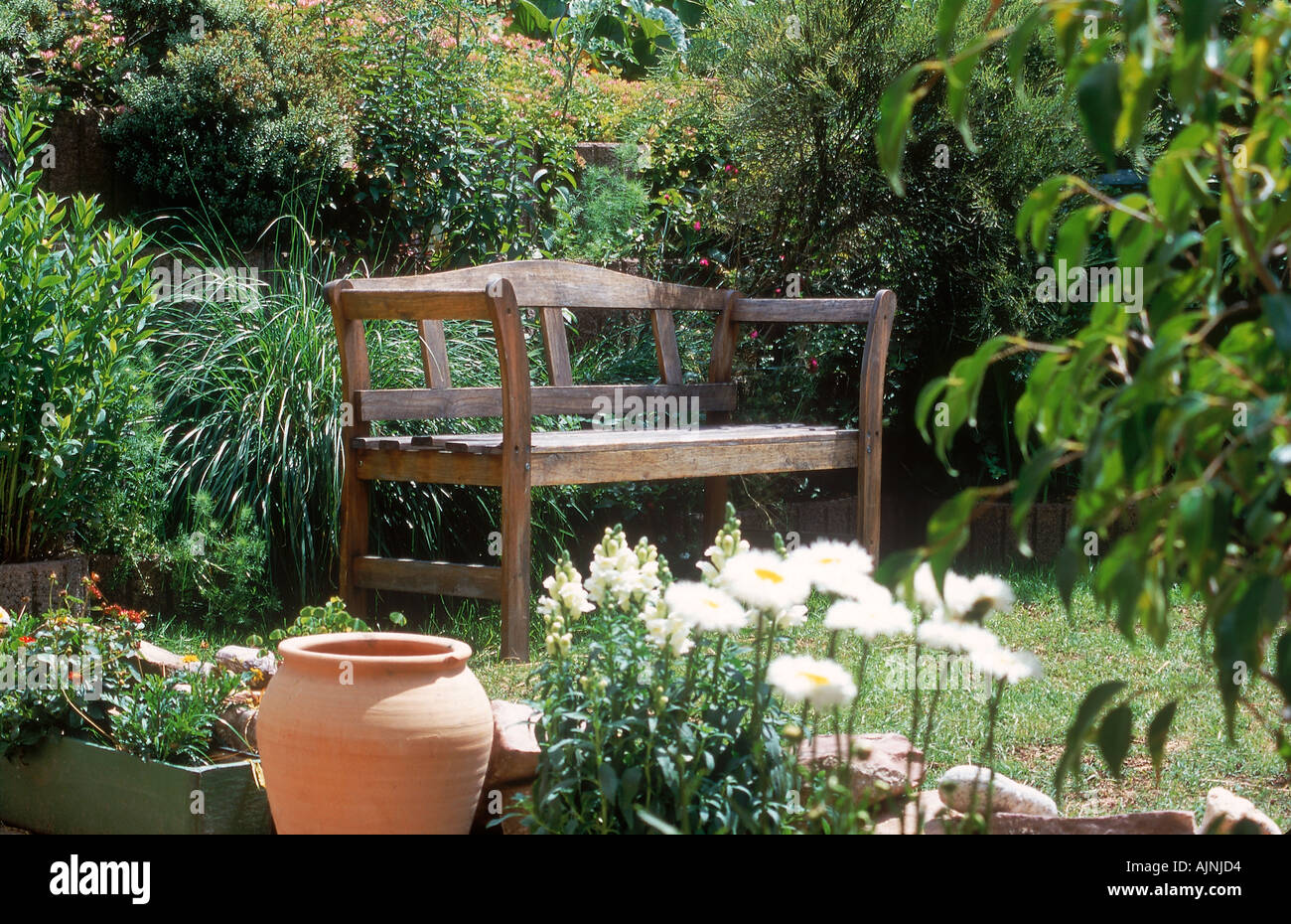 Gartenbank autumn hi-res stock photography and images - Alamy