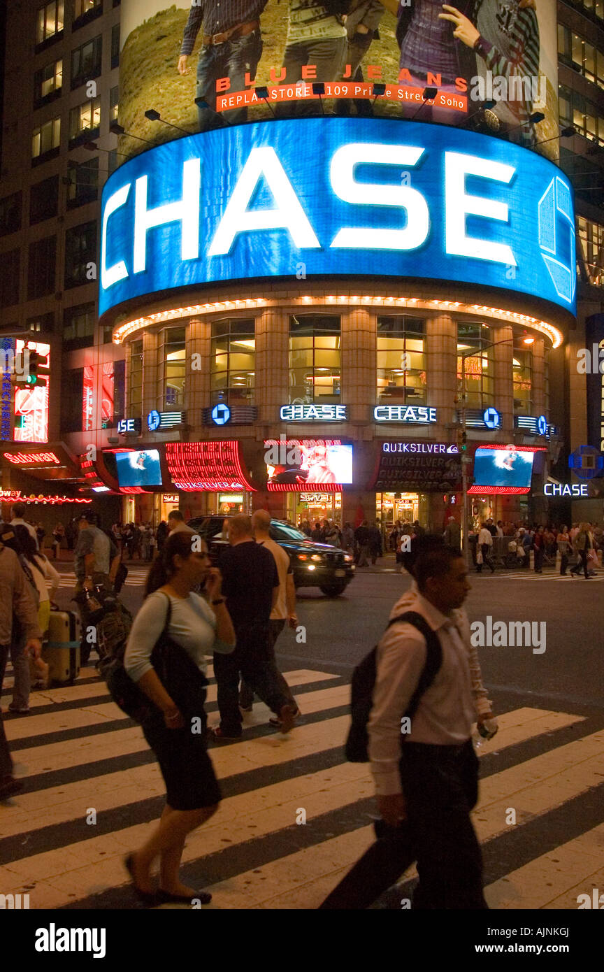 JP Morgan Chase in Times Square Stock Photo - Alamy