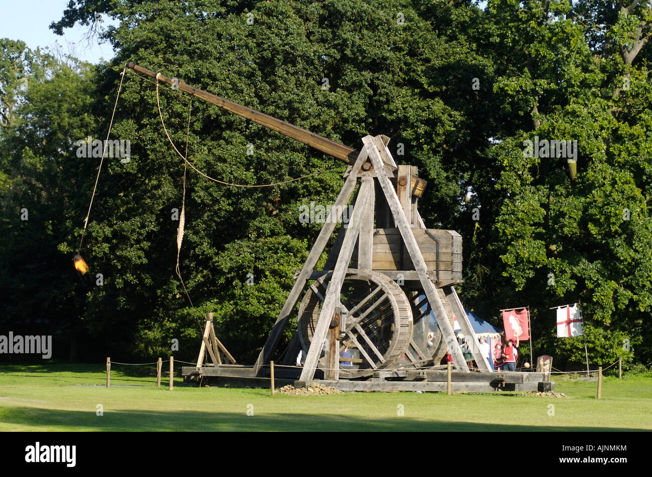 Warwick Castle is home to one of the worlds largest Trebuchet Stock ...