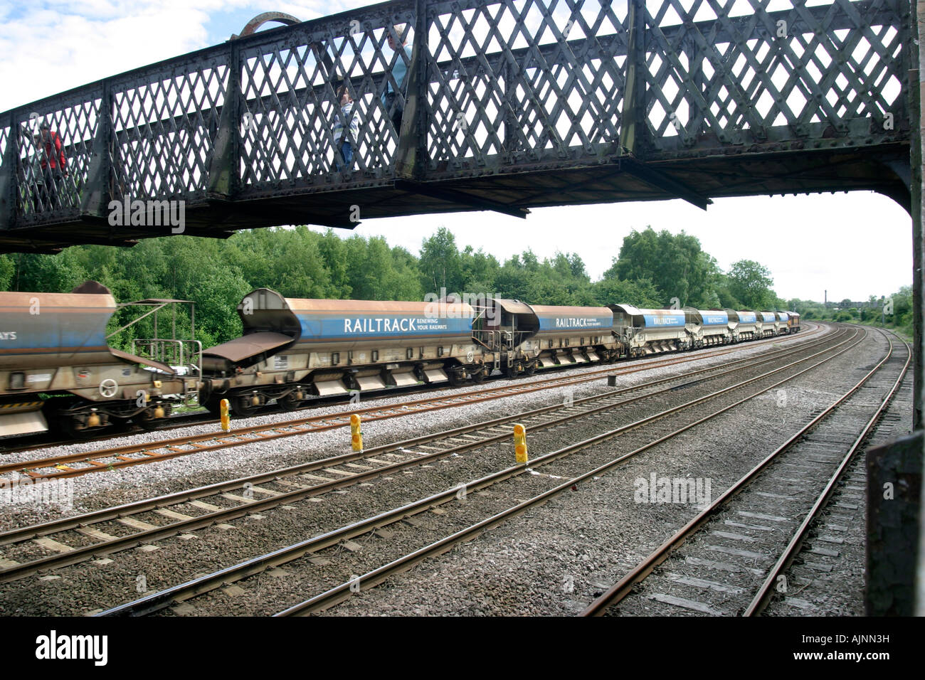 GEFCO rail English Wales and Scottish Railway Class 60 heavy freight ...