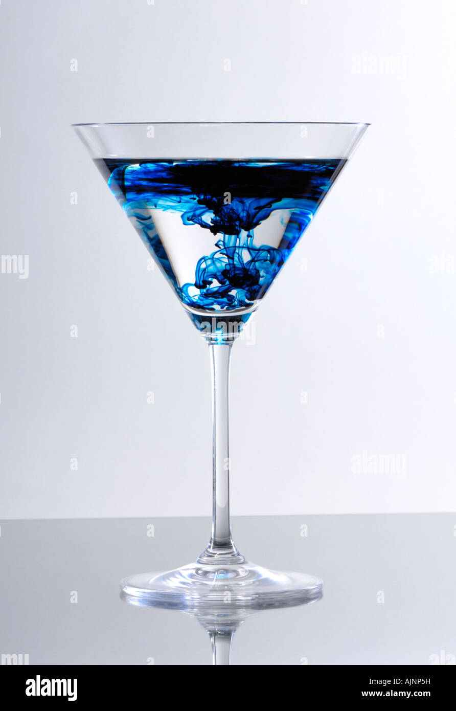Mixing Blue Martini Stock Photo - Alamy