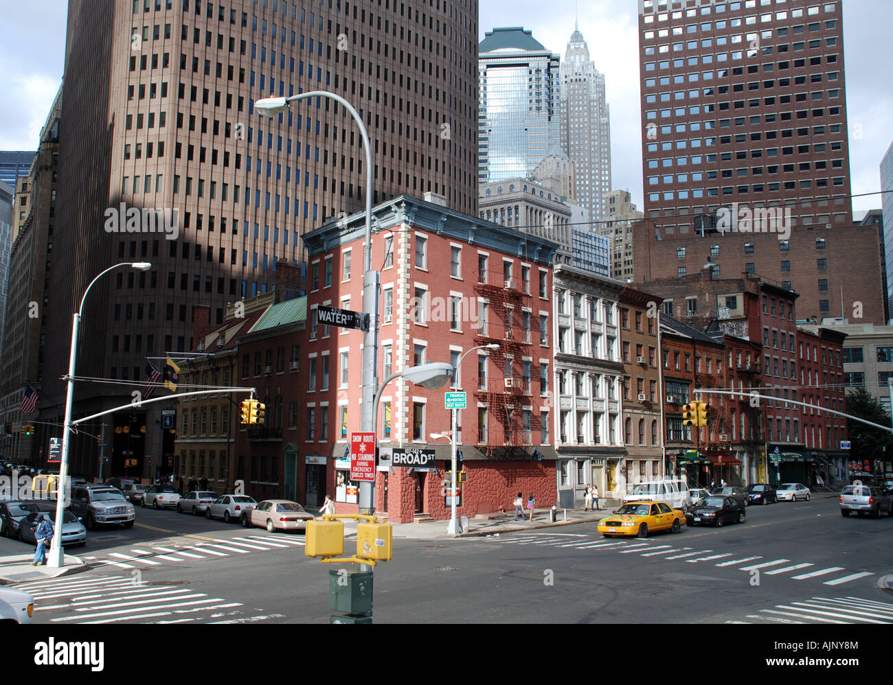 Broad st new york city hi-res stock photography and images - Alamy