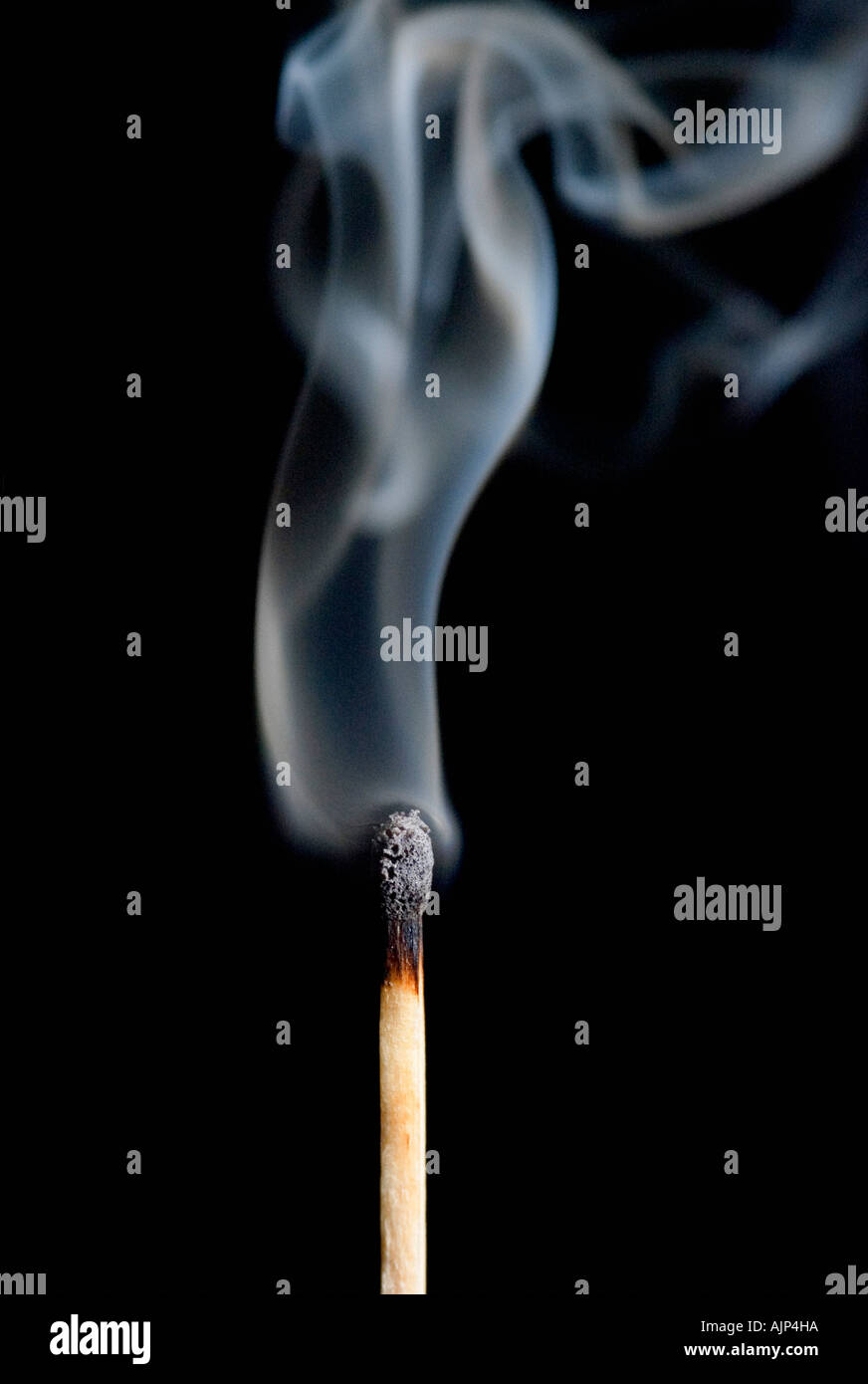 Smoking ending hi-res stock photography and images - Alamy