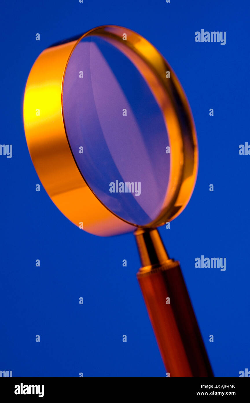 Magnifying apparatus hi-res stock photography and images - Alamy