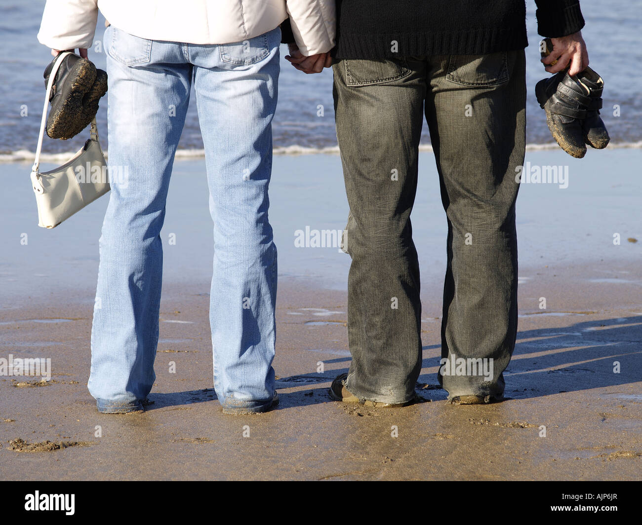 Stand 2 legs hi-res stock photography and images - Alamy