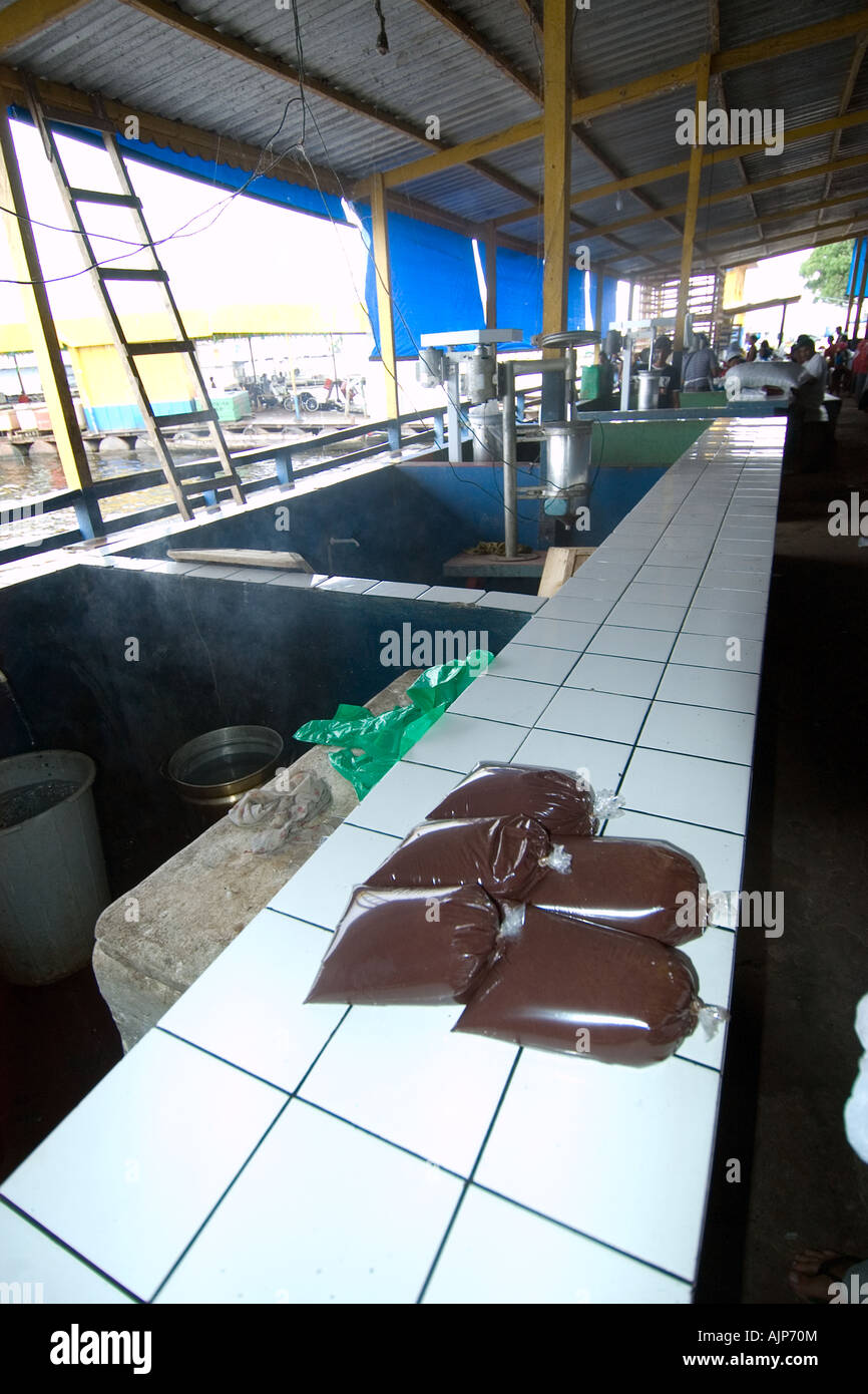 Amazon Fresh Bag High Resolution Stock Photography and Images - Alamy