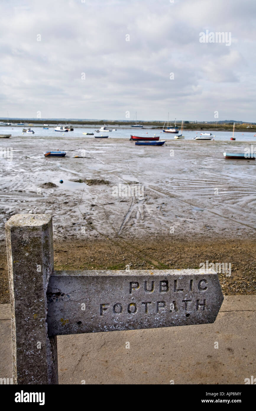 Public mooring sign hi-res stock photography and images - Alamy