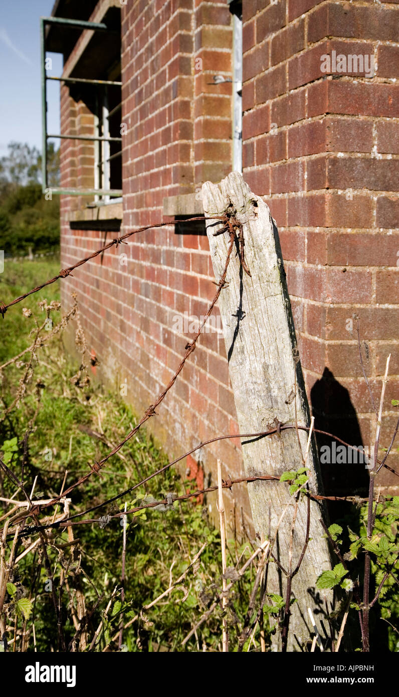 Old fence post Stock Photo - Alamy