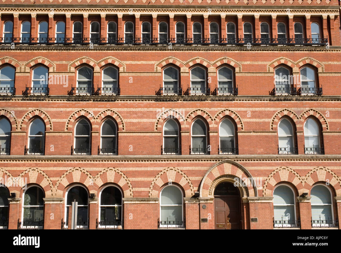 Victorian office building hi-res stock photography and images - Alamy