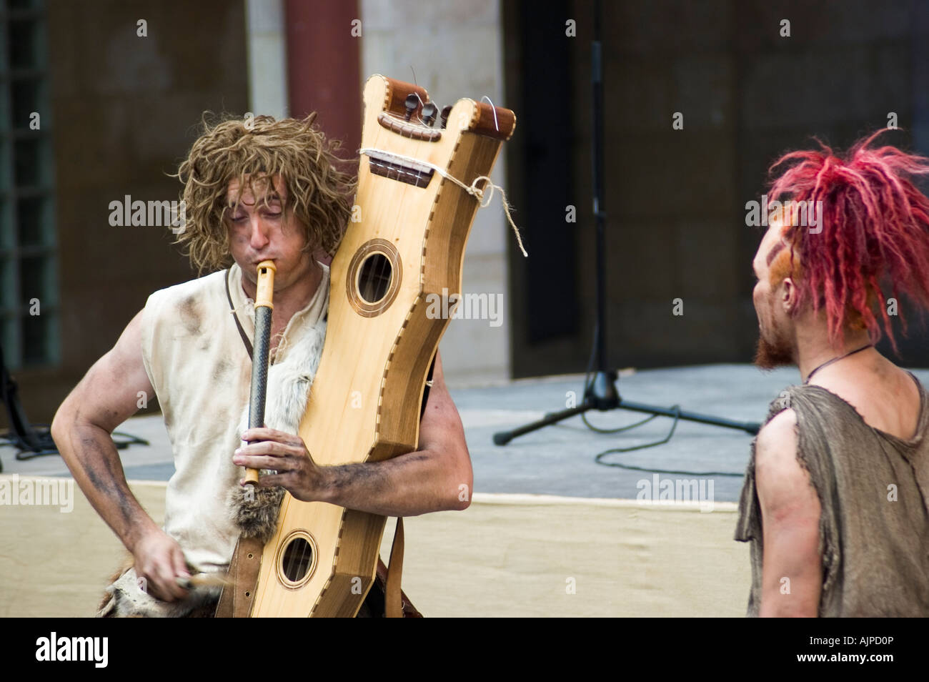 Public spectacle. Traditional musician in the Zaragoza, (Spain ...