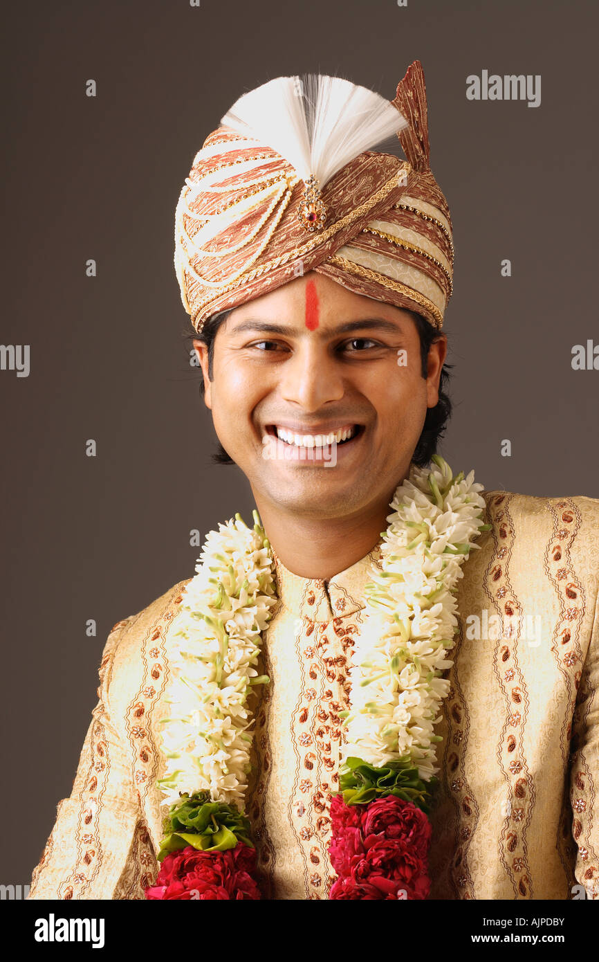 Portrait indian groom smiling hi-res stock photography and images - Alamy