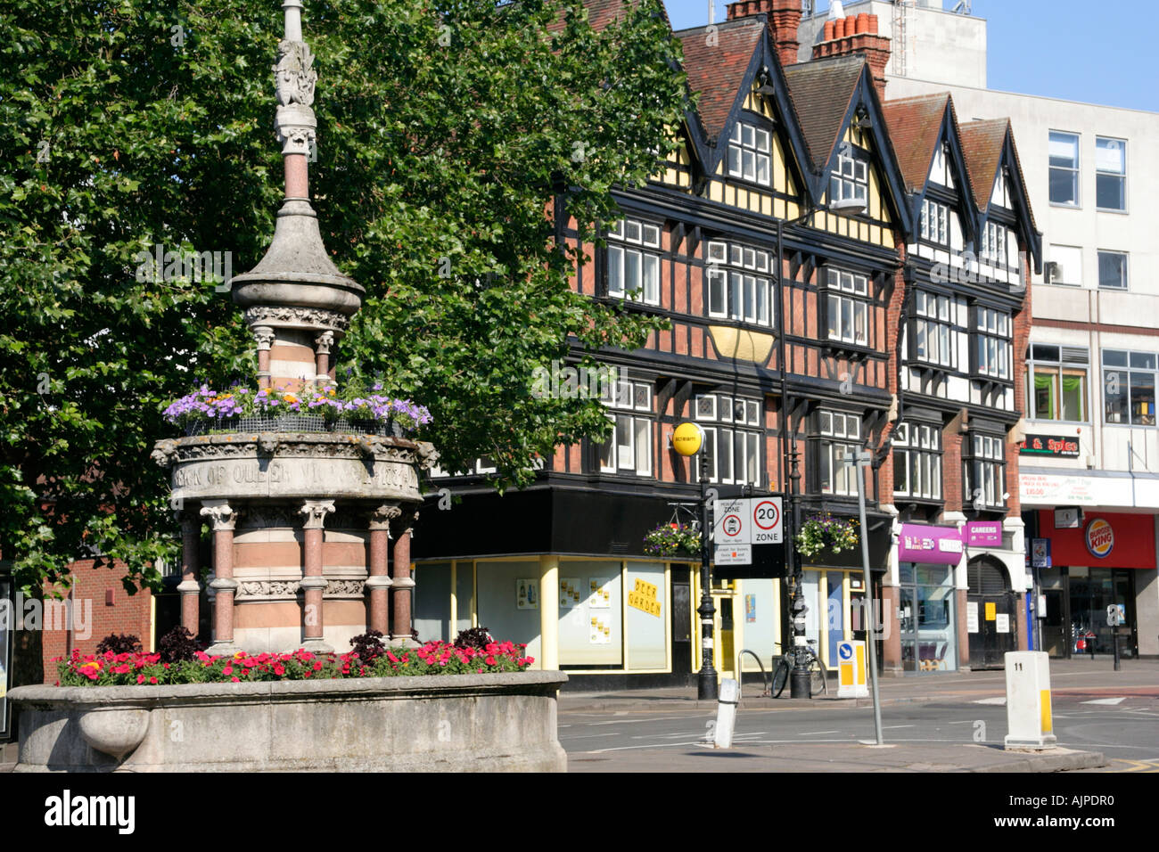 Reading city uk hi-res stock photography and images - Alamy