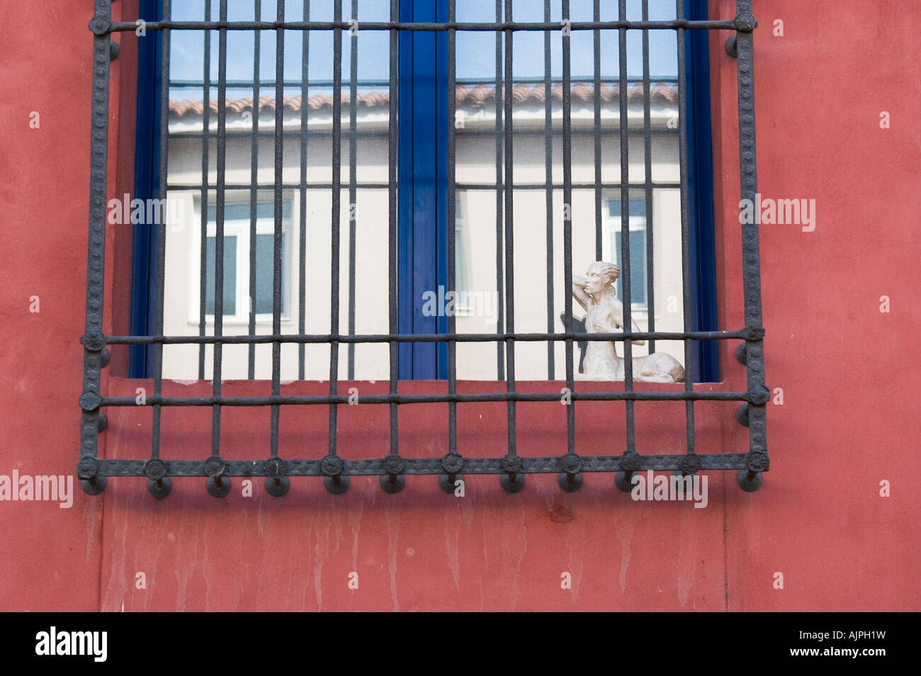 Centaur window figure railings hi-res stock photography and images - Alamy