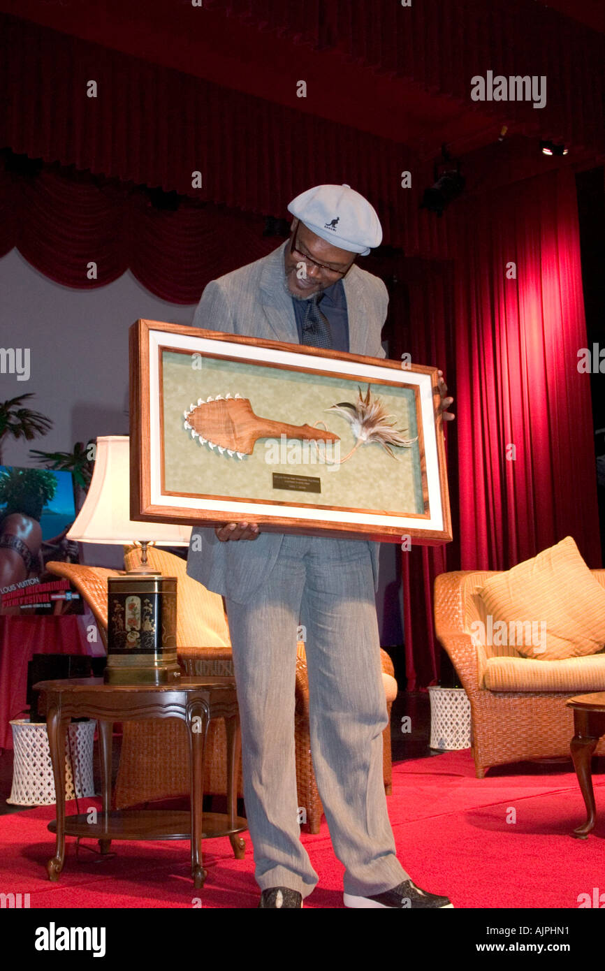 Sam Jackson receiving Achievement in Acting Award at Hawaii ...