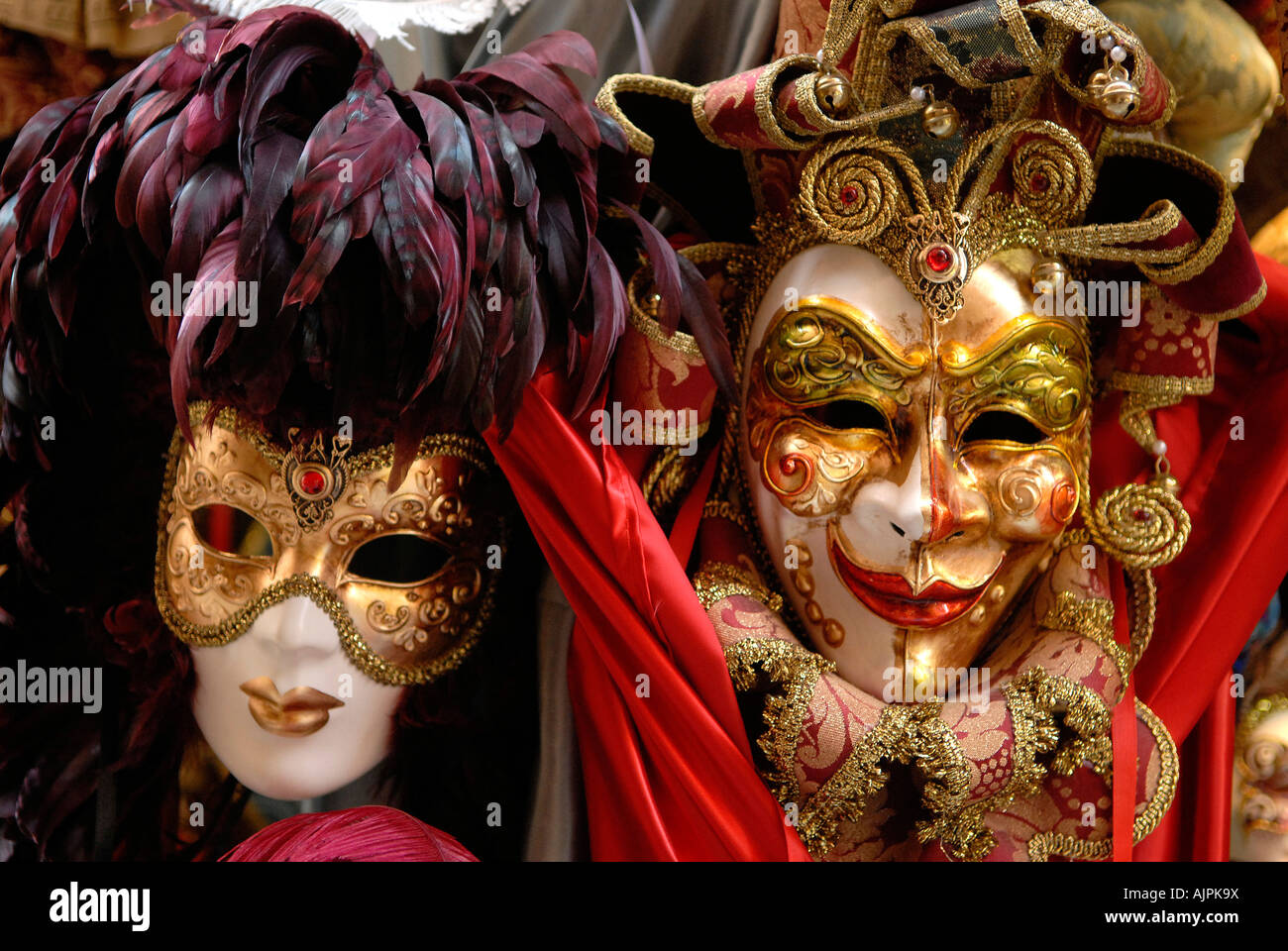 Golden masks Venice Italy Stock Photo - Alamy