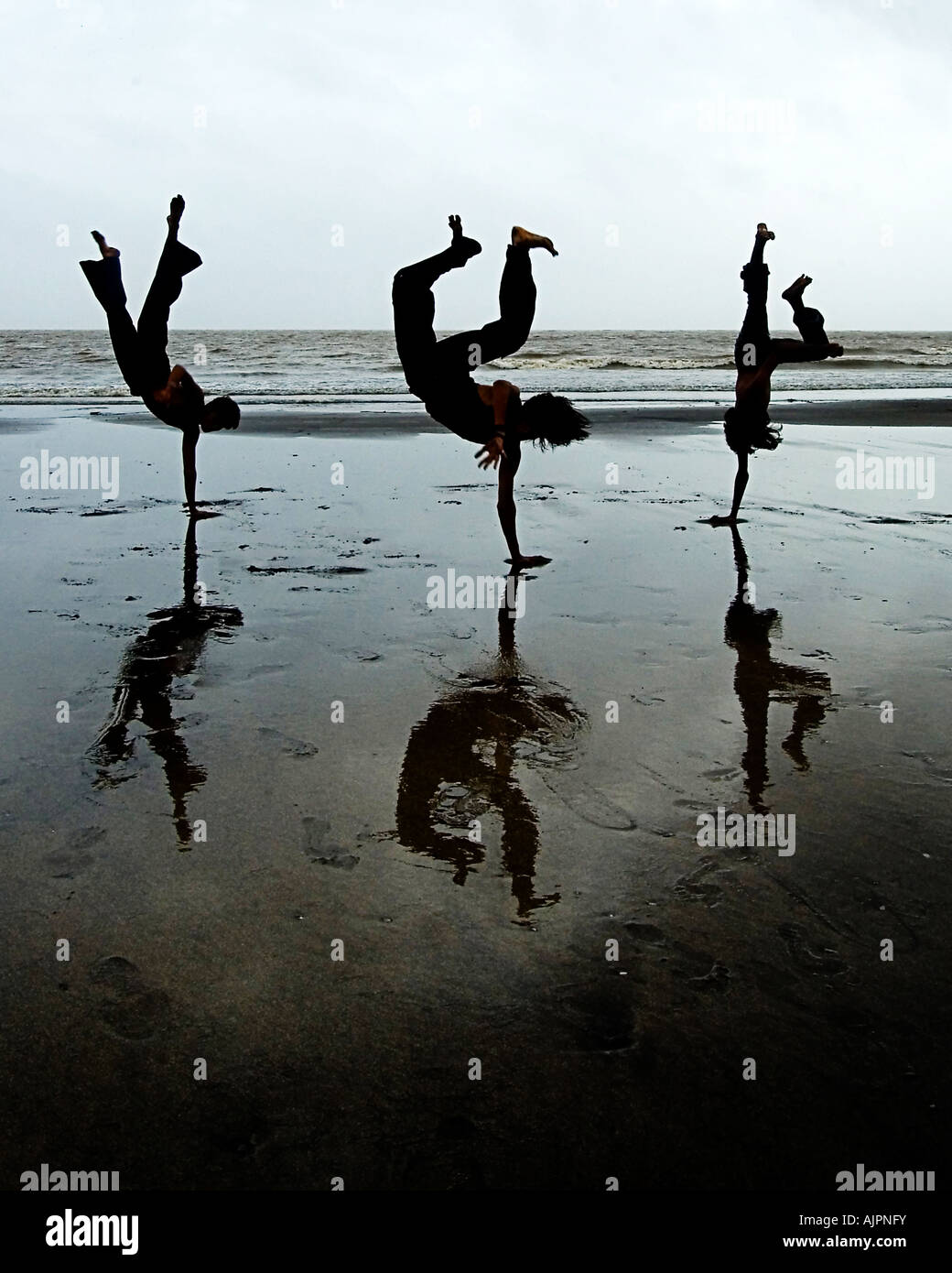 A dance troupe performing Stock Photo - Alamy