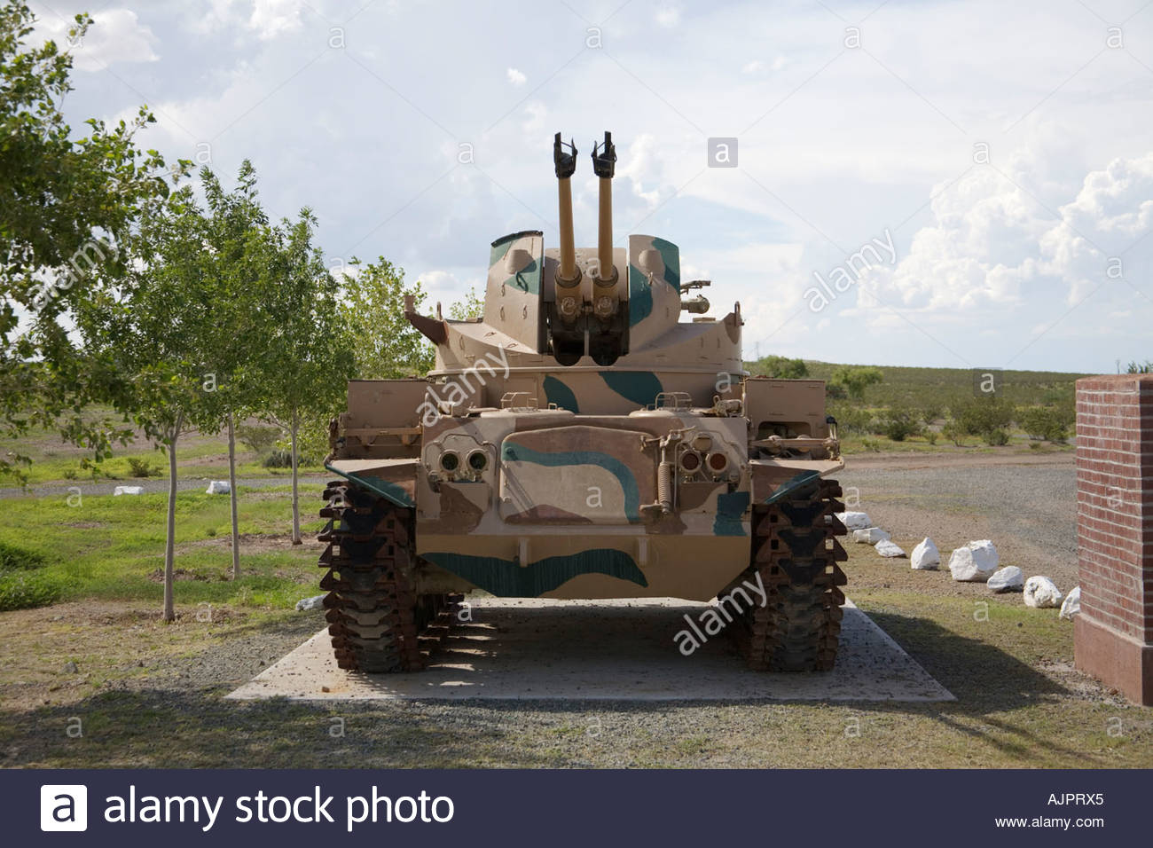 M42a1 Duster Twin 40mm Selfpropelled Antiaircraft Gun