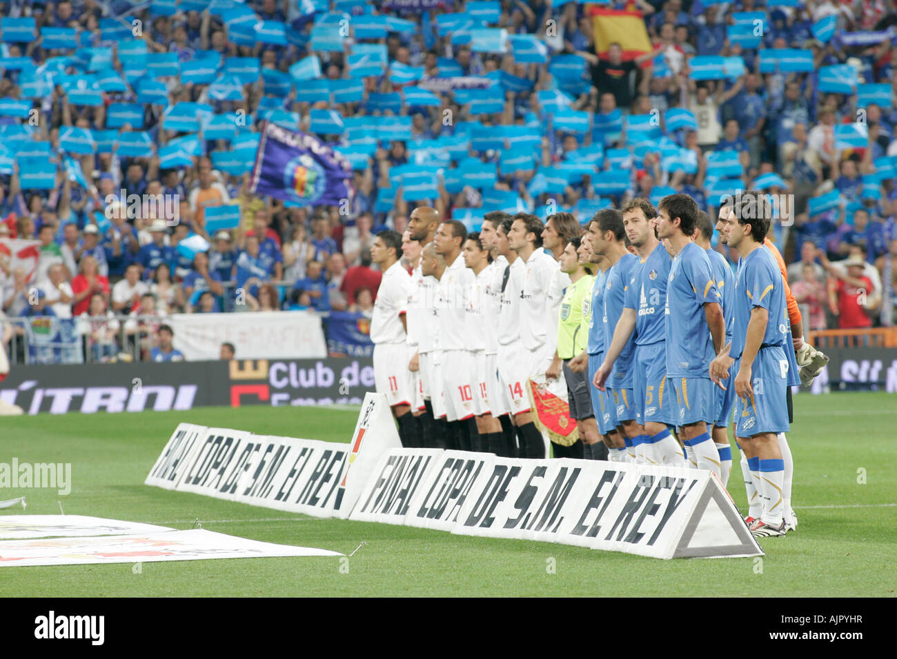 Sevilla fc squad hi-res stock photography and images - Alamy