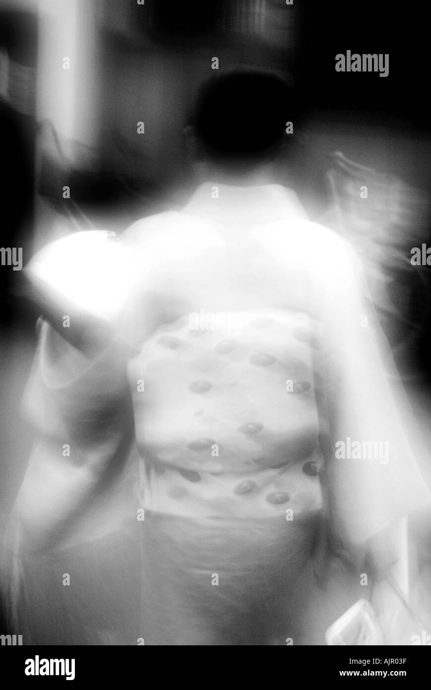 Woman in kimono black Black and White Stock Photos & Images - Alamy