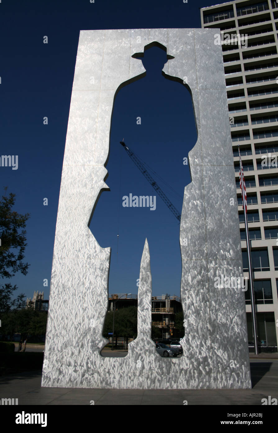 Man with briefcase sculpture hi-res stock photography and images - Alamy