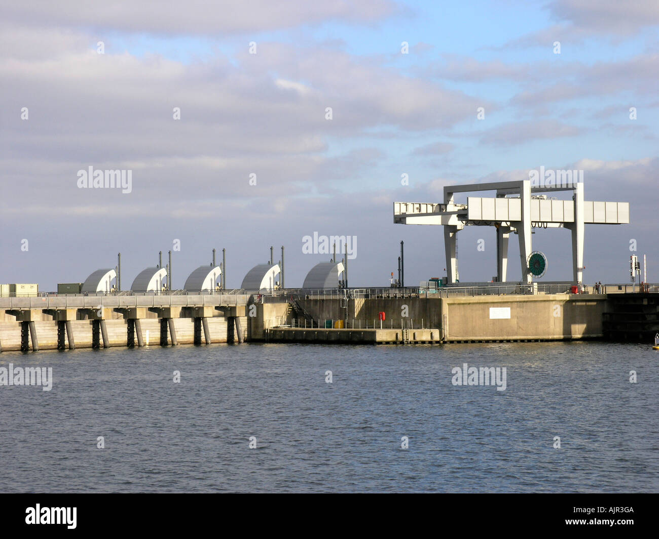cardiff waterfront cardiff barrage entrance to cardiff bay new ...