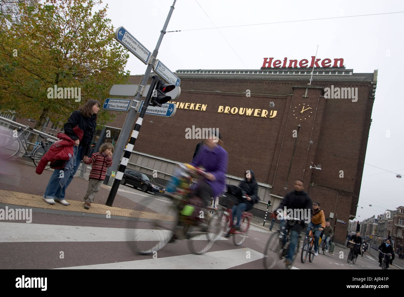 Heineken brewery amsterdam Stock Photo - Alamy