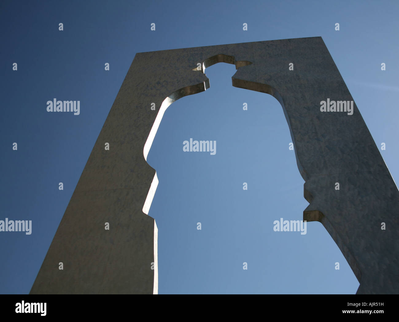 Man with briefcase sculpture hi-res stock photography and images - Alamy